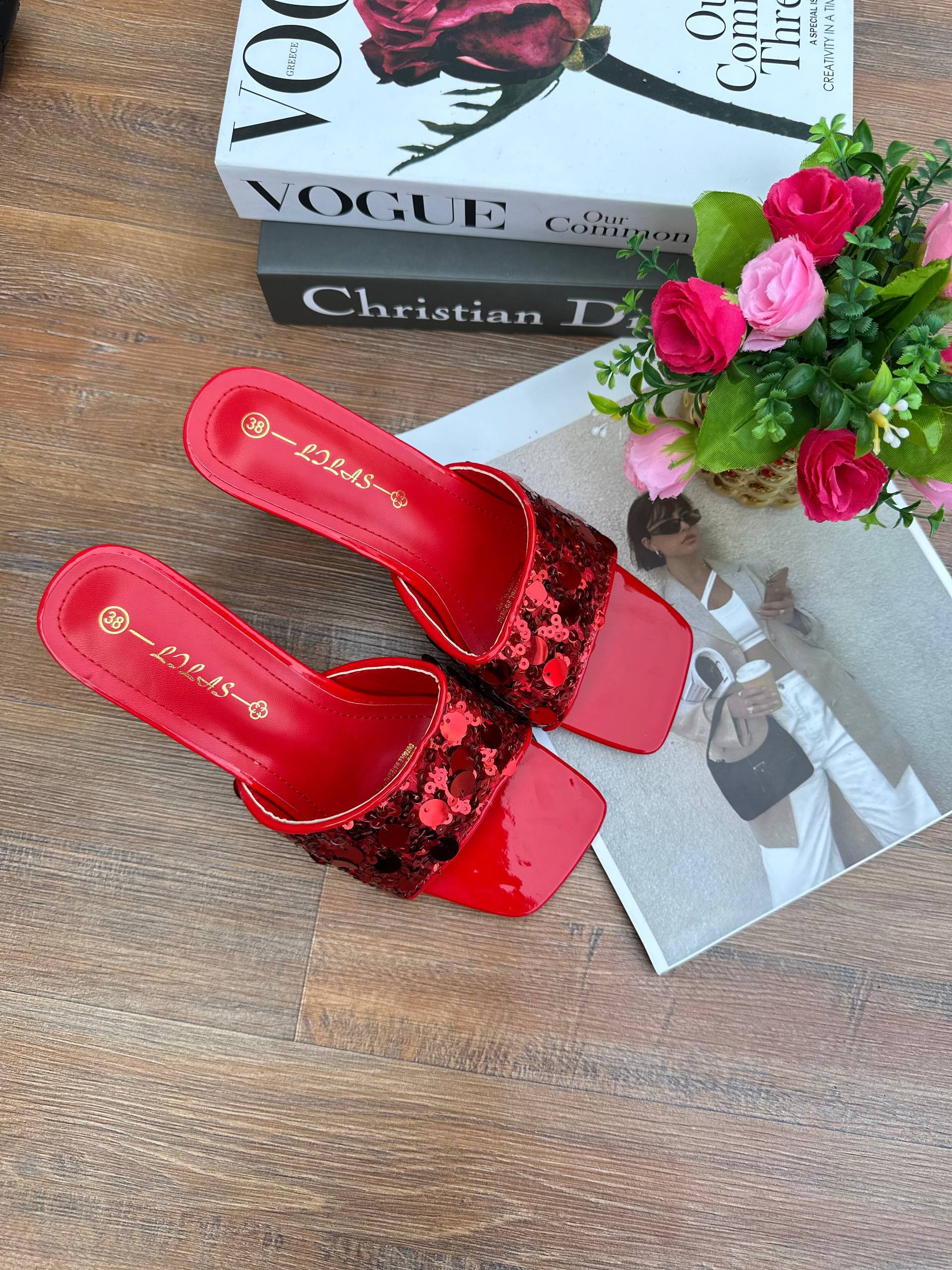 Shinny heel – Madam Fine Slippers